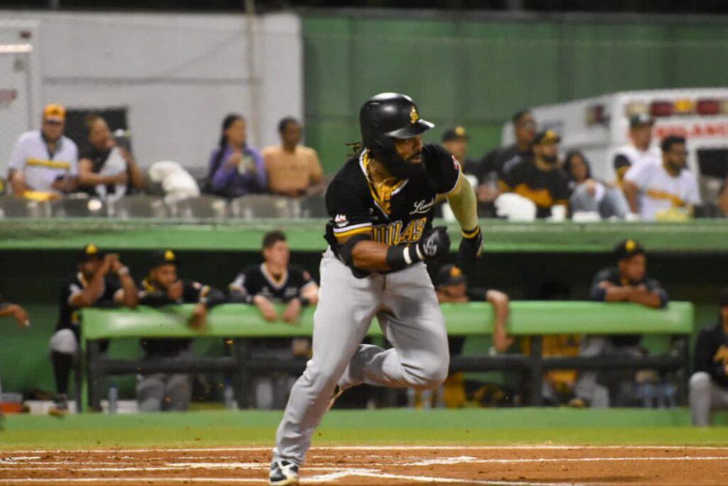 Águilas pierden por primera vez ante Estrellas - Águilas Cibaeñas